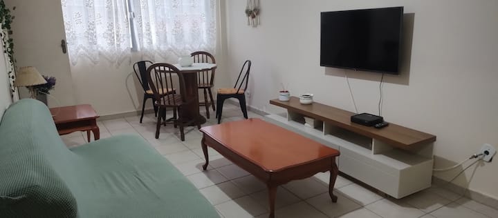 Apto Espaçoso Em Frente A Praia - Santos