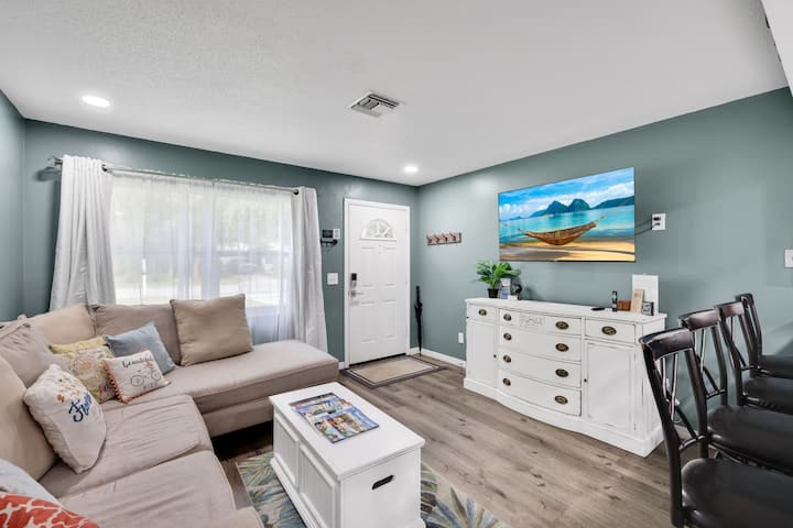 #3 Charming *2 Bdrm *Boat Parking *Convenient Loca - Beverly Hills