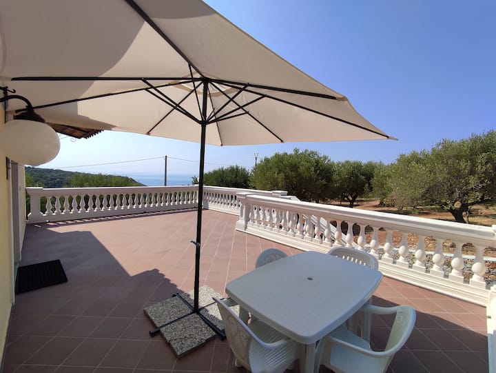 Villa Irma A 3,5 Km Dal Mare. - Marina di Camerota