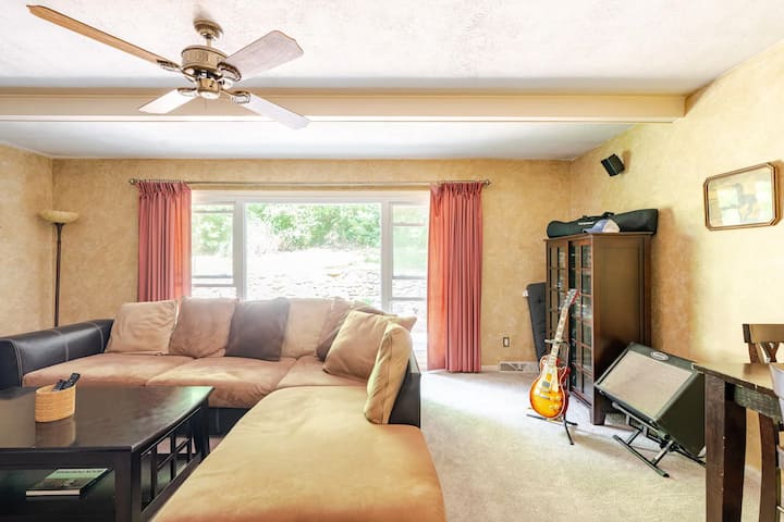 Perfect Location For Rest Or Recreation! - Asheville, NC
