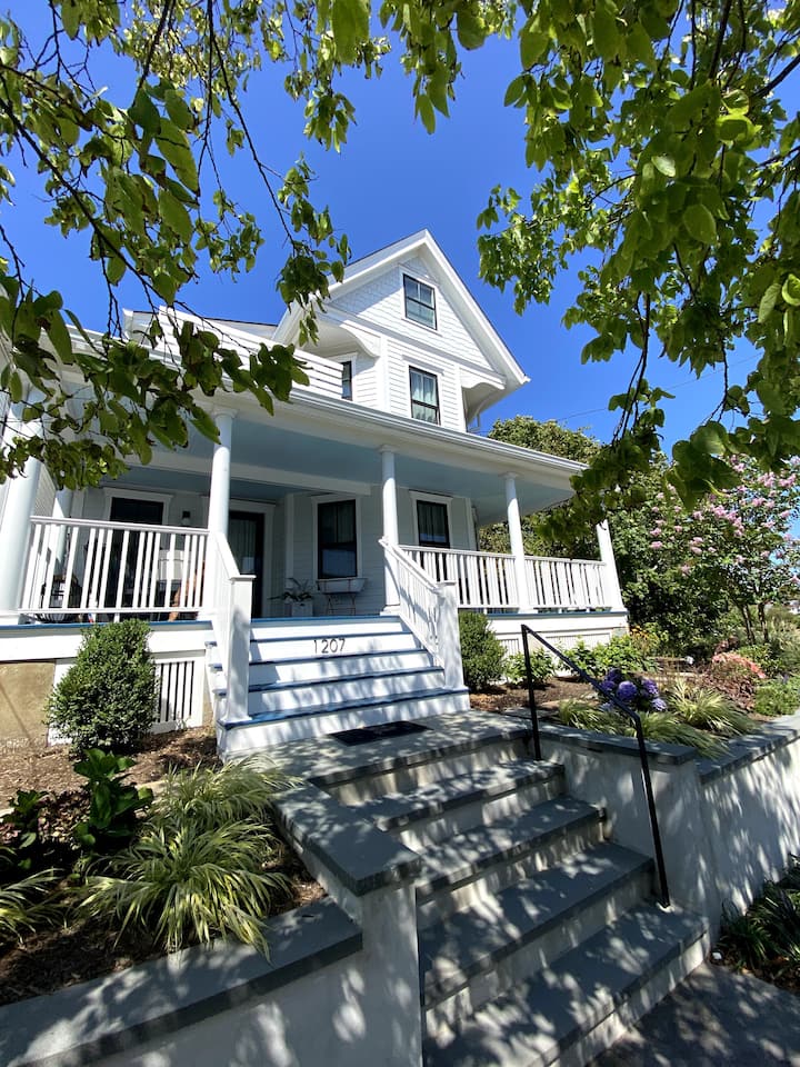 Beautiful Home In Asbury Pk, 3 Blocks To Beach - Deal, NJ