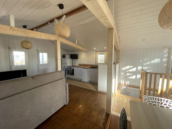 Authentique Chalet En Bois Vue Mer, Terrasse Calme - Gruissan