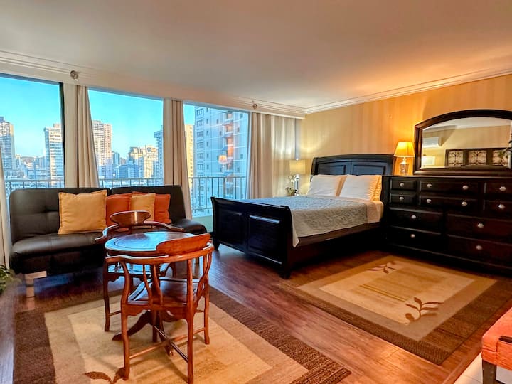 Queen Studio On 16th Floor! - Honolulu