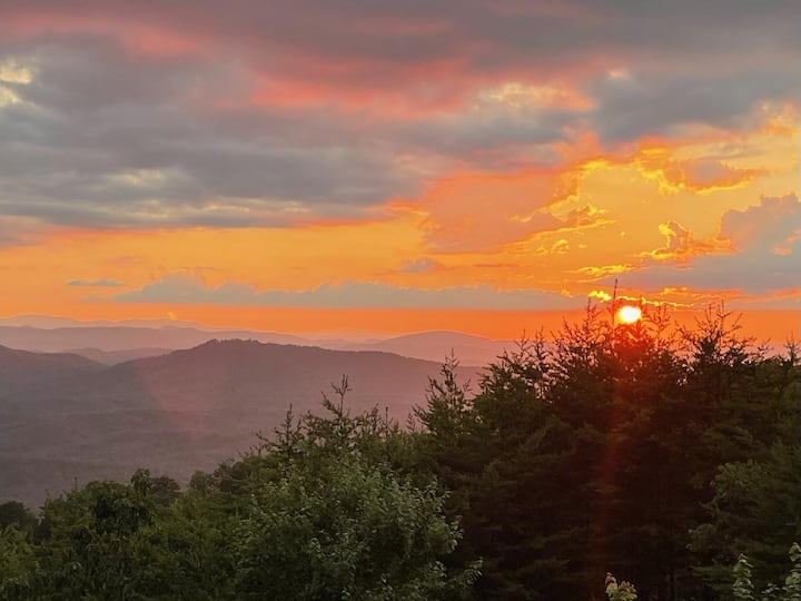 Smokey Mountain Couple's Retreat - Murphy, NC