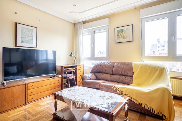 Myhousespain - Piso Amplio Con Vistas En El Centro - Gijón
