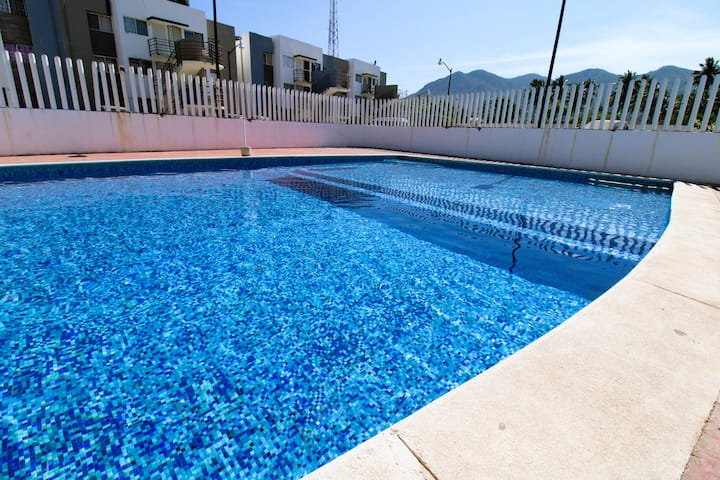 Depa P/b Económico, Alberca, Arena Gnp A 12 Mins! - Acapulco