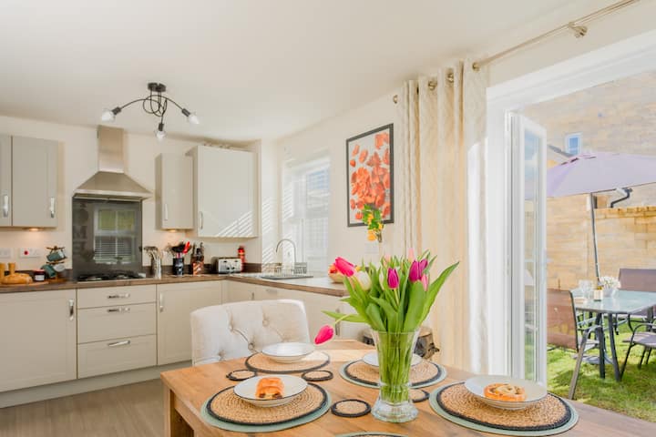 Skyline Views Peak Cottage Ev Ready - Buxton