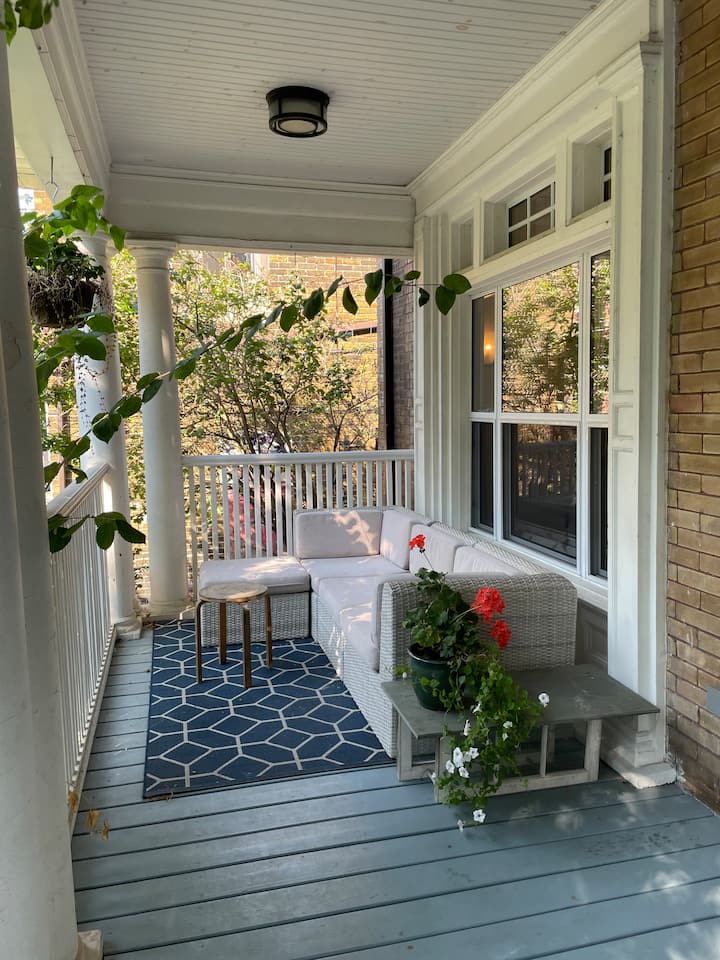 Roncevalles Cottage, Close To Park, Shops, Cafes! - Toronto, ON