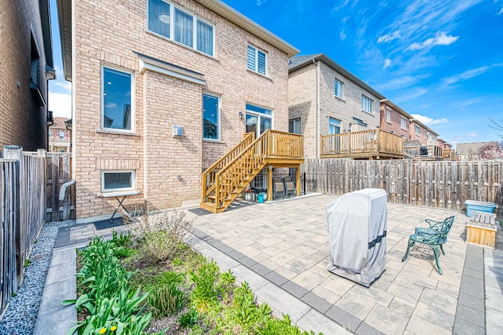 Cheerful Home In Markham - Markham