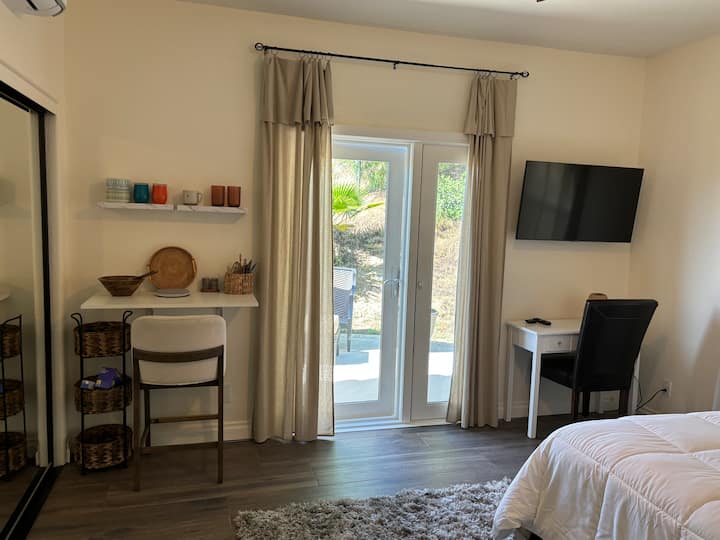 Amazing Views - Private Patio, Cozy, Comfy Studio - Fallbrook, CA