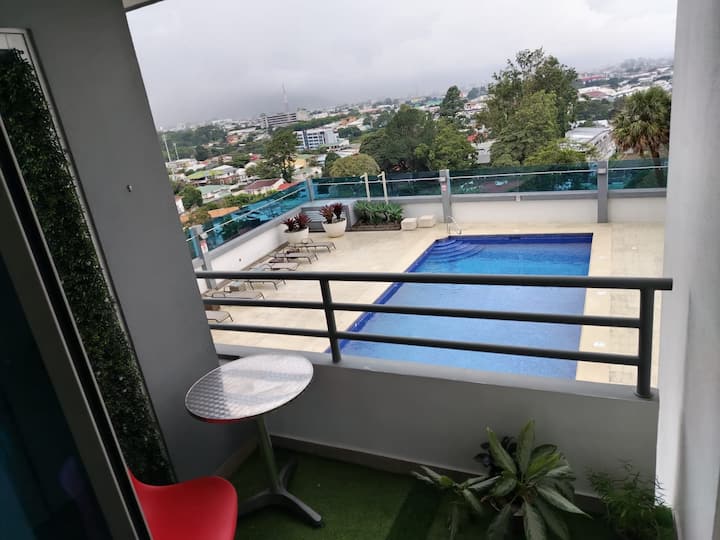 Hermoso Apartamento En Torre - San José