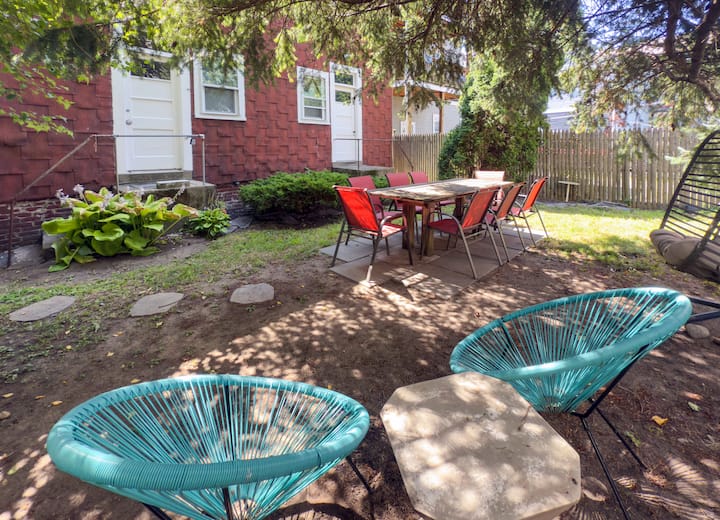 (S-3bd52) 3 Bedrooms, Spacious, W/d & Parking - Somerville, MA