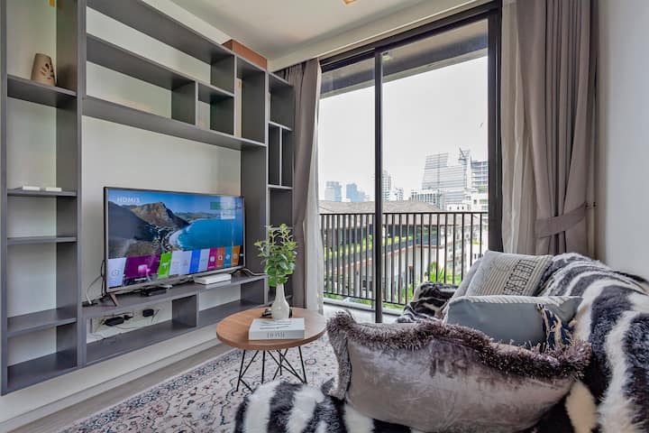 Middle Of City Home In Pluenjit Bts Pet Allow - Bangkok