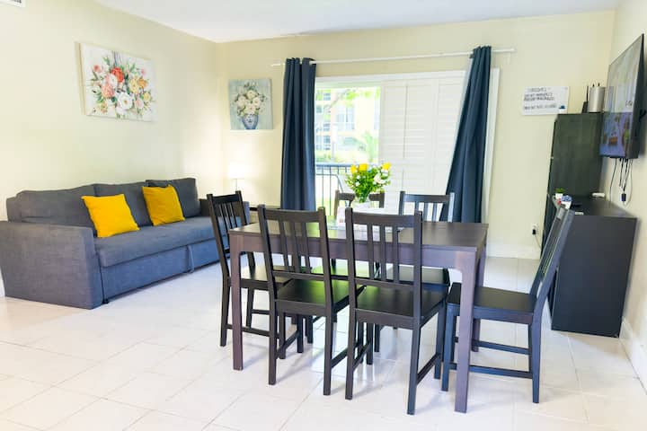 Two Bedrooms Apartment 2 Min Walking Beach Wifi - Sunny Isles Beach