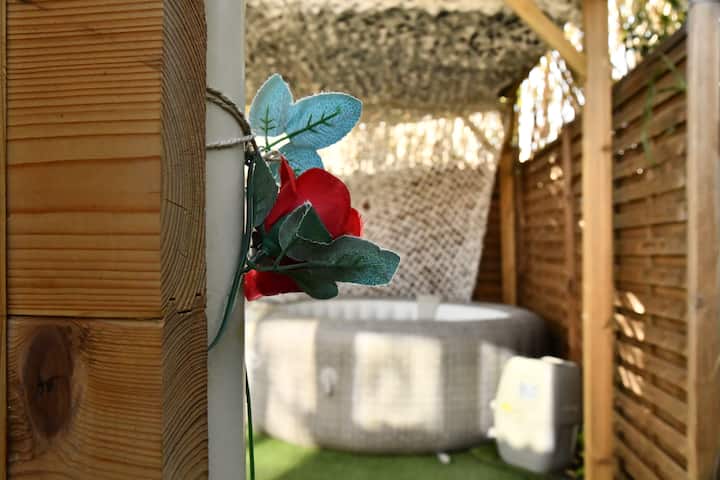 Gite Cocoon Pour Romantique Avec Spa, Jardin Clos - Les Baux-de-Provence