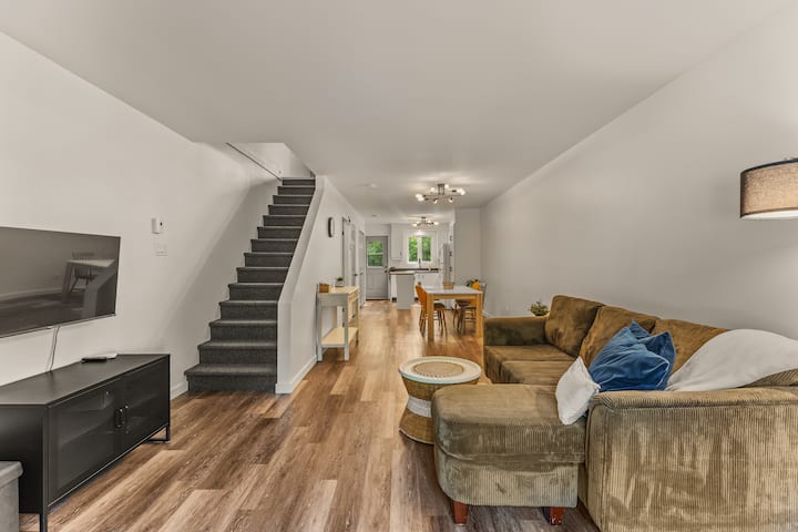 Jolie Maison De Ville Secteur Nord De Sherbrooke - Sherbrooke