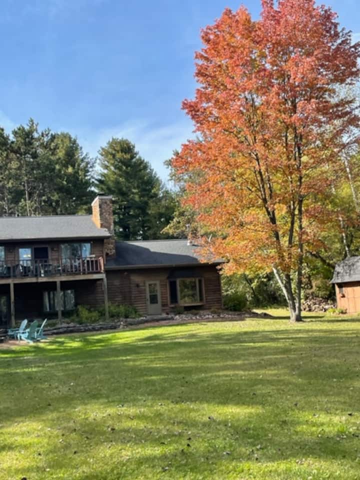 Lake Cabin-perfect Destination Winter & Summer - Spring Lake, WI