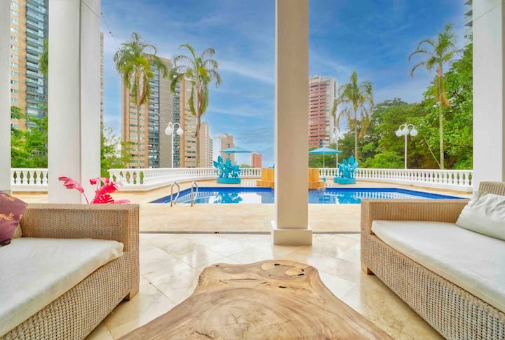 Luxury Mansion In The Heart Of Poblado - Medellín, Colombia
