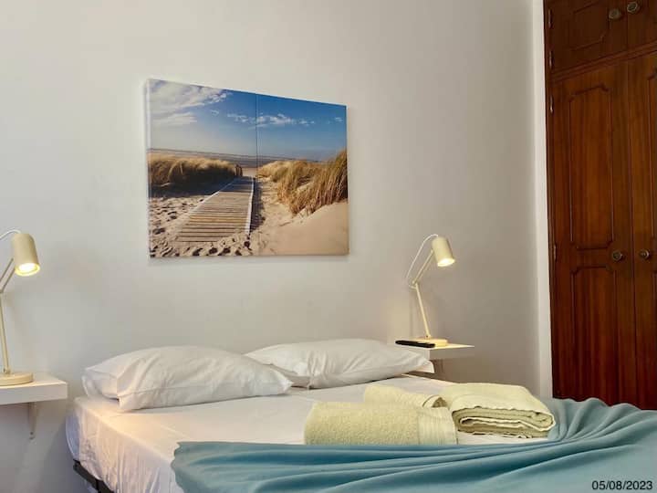 Antenya Room! Quality & Comfort In Central Faro - Faro