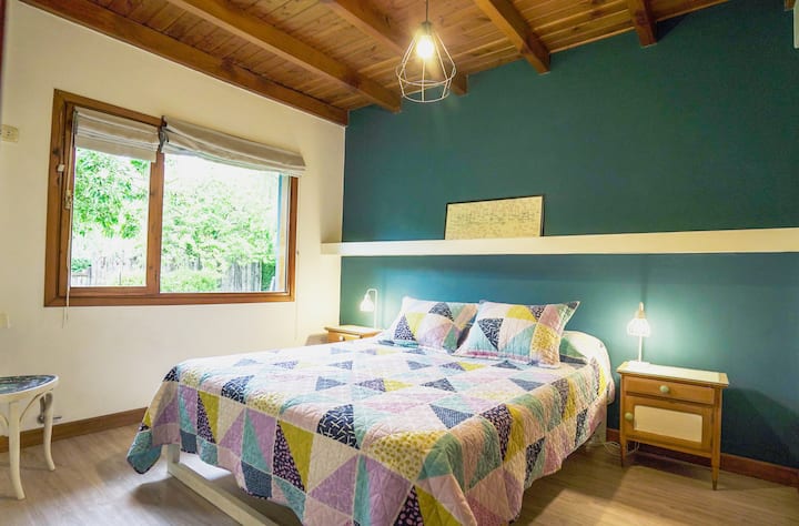 Casa Con Jardin En Las Afueras De Bariloche - San Carlos de Bariloche