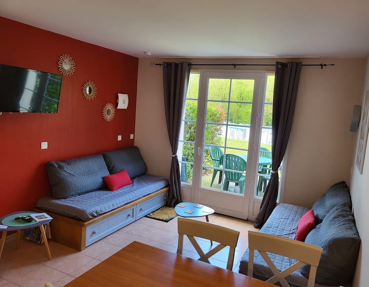 Maison Et Piscine En Village Vacances Monflanquin - Monflanquin