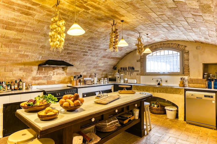 Maison De Campagne D'été - Figueres