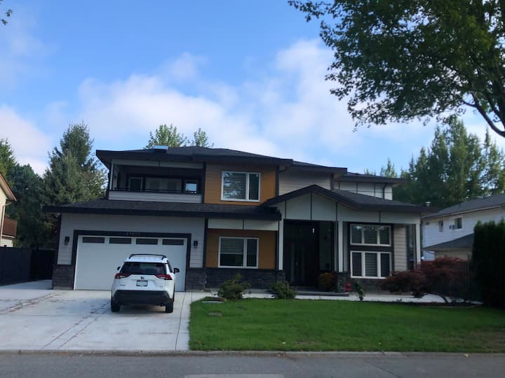 Main Level Lane Suite - 2 Bedroom+kitchen - Surrey