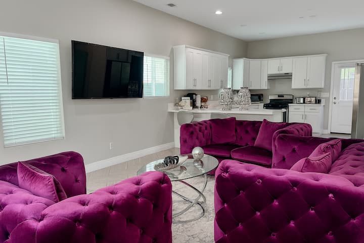 Luxe Open Space | Bright Flow, Elevated Living - San Bernardino, CA