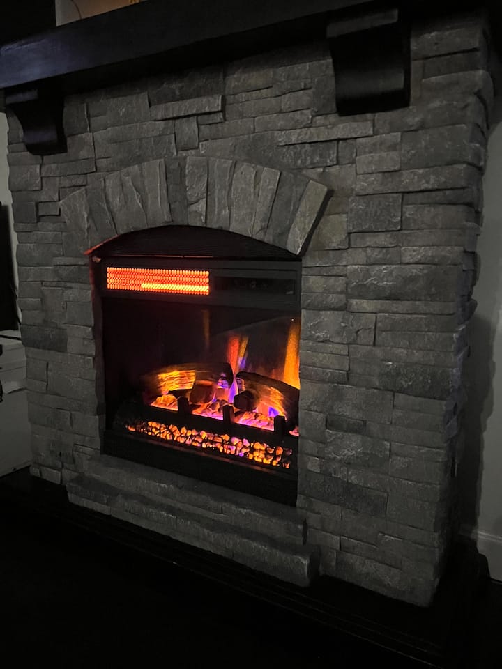 Cozy Lakes Region Escape. Fire Pit. Patio - New Hampshire (State)