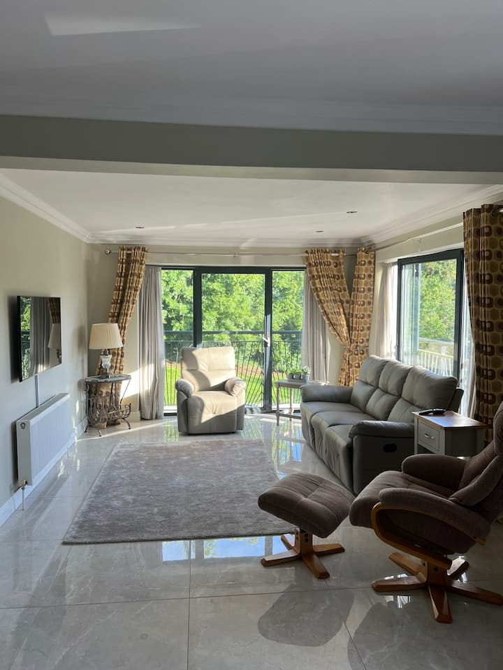 Stunning 2 Bedroom Flat In Donegal Town - Donegal
