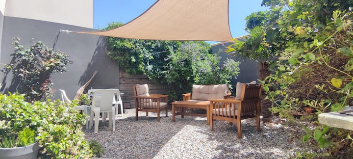 Appartement Au Calme Avec Jardin - Gruissan