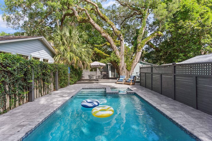 Close To Beach! Heated Pool And Hot Tub! 10+ - Brunswick, GA