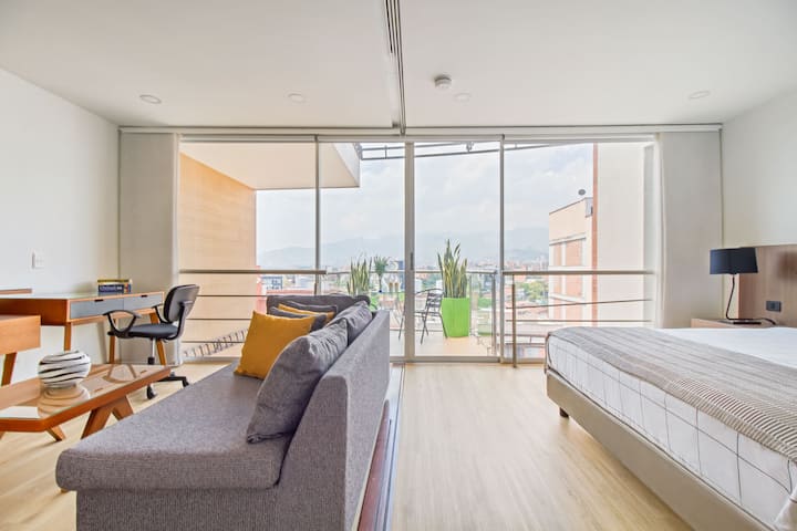 Stunning High-floor Apt | Laureles Conquistadores - Medellín