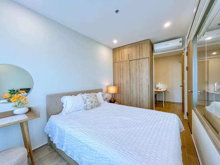 Premium Apartment View Beach Have Working Room - Vietnam
