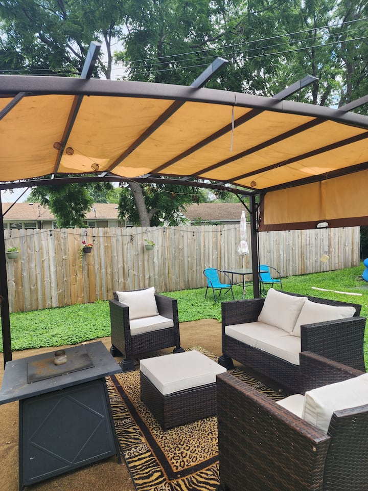 Cozy Family Duplex With Park Nearby - New Hope, MN