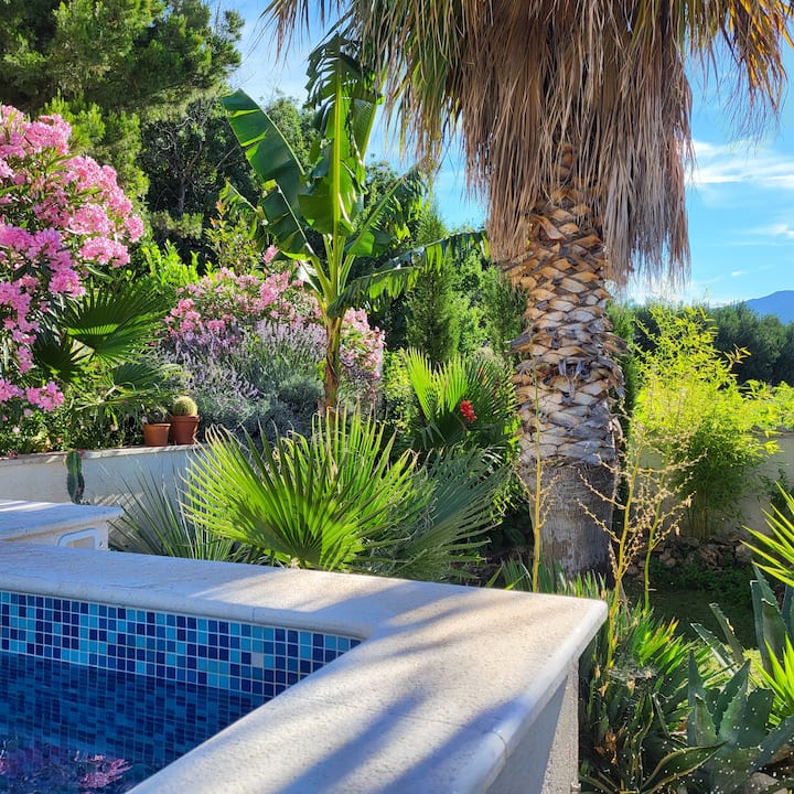 Idyllische Villa In Der Nähe Von Split - Kroatien, Mit Pool, Kostenlosen Parkplätzen Und Herrlicher Aussicht - Podstrana