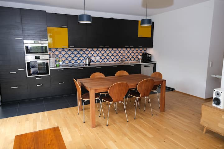 Stylish Flat + Japanese Garden/patio In Great Area - 