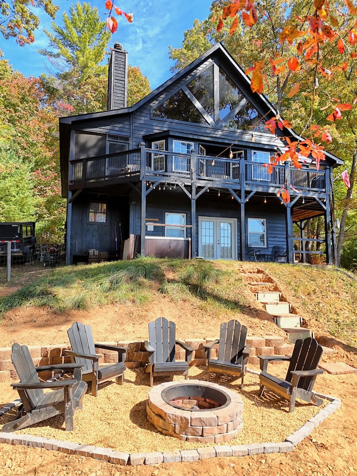 Gorgeous Mountain View Cabin Retreat For 14! - Murphy, NC
