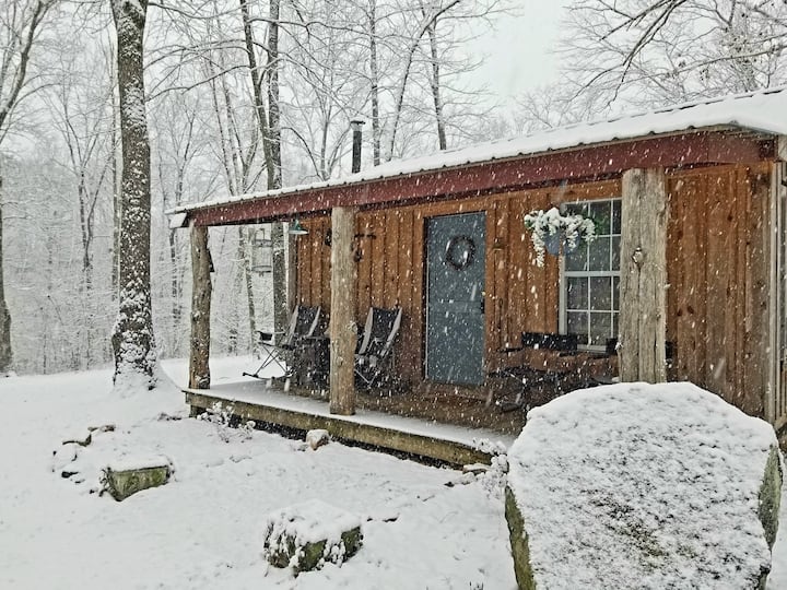 Cozy Rustic Cabin At Whetstone Creek Farm - Virginia