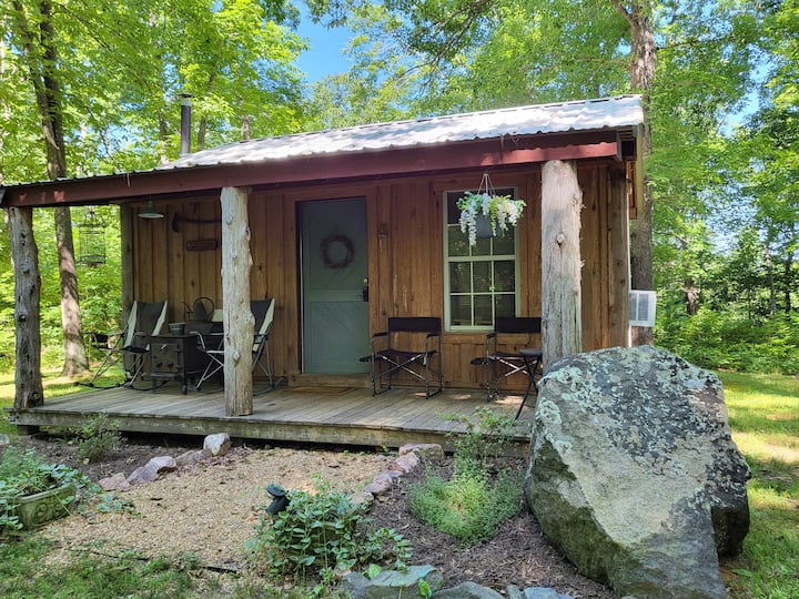 Cozy Rustic Cabin At Whetstone Creek Farm - Virginia