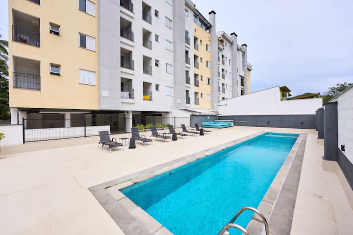 Novo Em Ubatuba - 2 Vagas / Wi-fi/ Piscina - Ubatuba