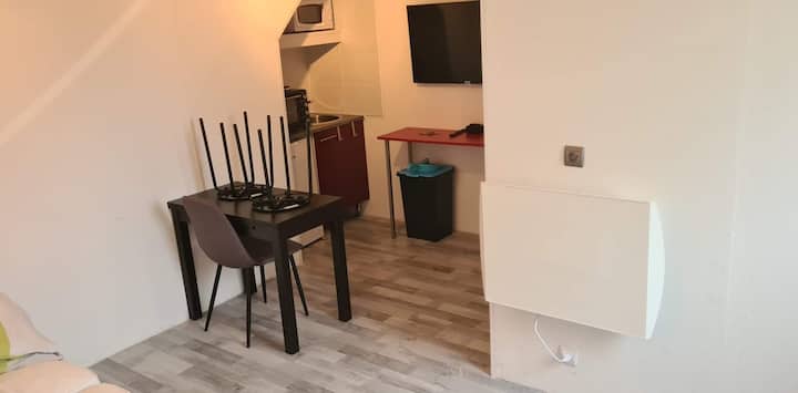 Studio Proche De La Centrale Nucléaire - Belleville-sur-Loire