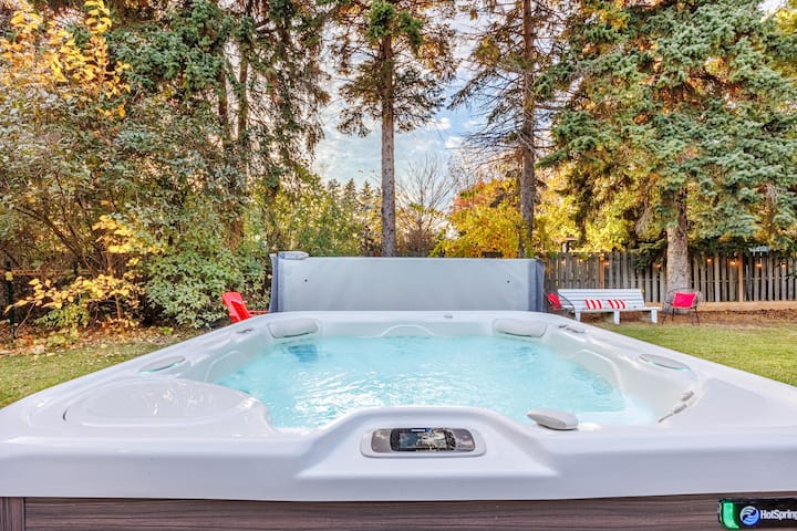 3 Bdrm Farmhouse-hot Tub-arcade-close To Wineries - Niagara-on-the-Lake