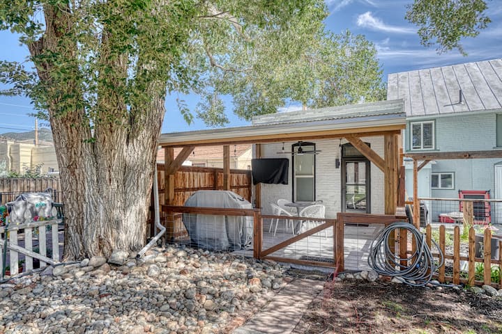 <The Brick> Unit B On F St Downtown - Salida, CO