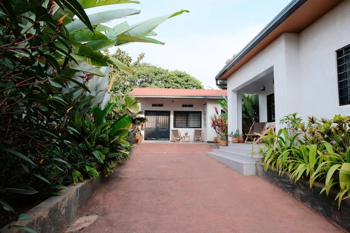 Kona Rimwe & Kabiri – 2 Beautiful Cottages, 4 Beds - Kigali