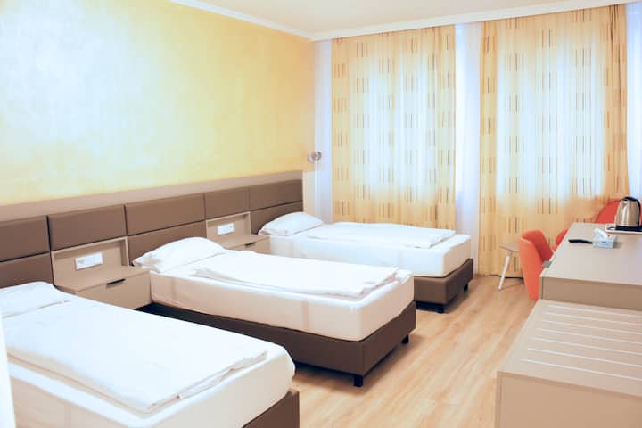 Dreibettzimmer - Múnich