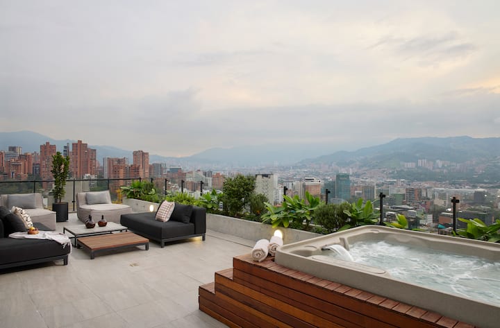 Luxury Apt, One Step From Provenza - Medellín