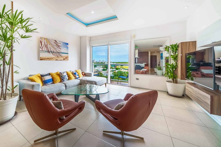 Deluxe 3br Condo W/pool - Near Hotel Zone And Mall - Cancún