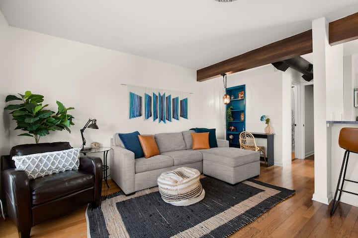 Comfy 1 Bed W/pool: W 6th, Dt, Acl, Walkable - Austin, TX
