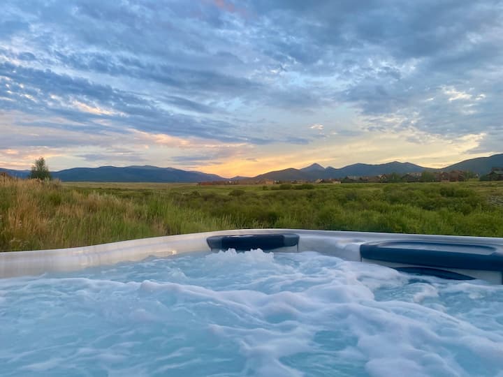 Creekside •Hottub •Ev •Dogs Ok •Near Winter Park - Granby, CO